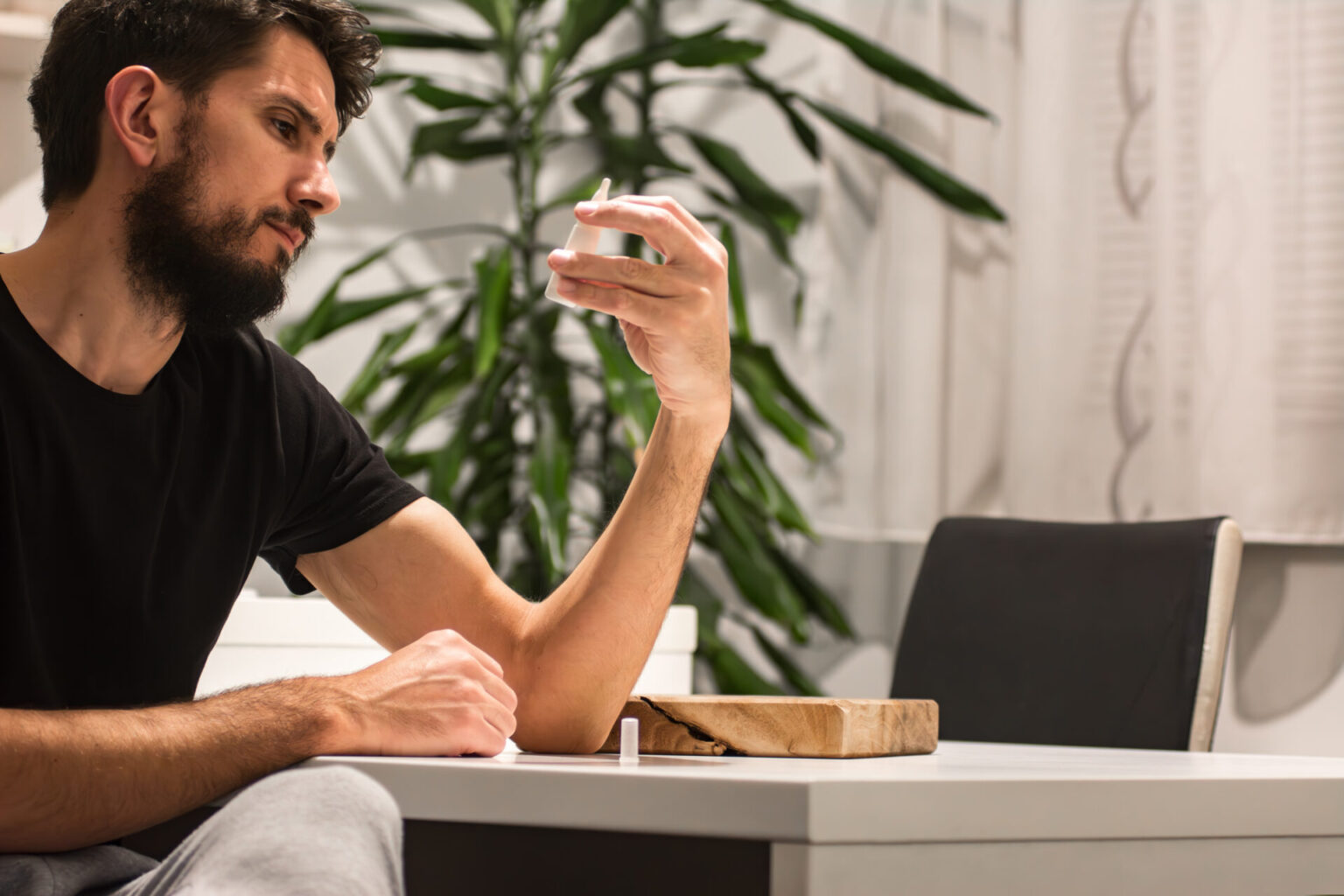 Nasal Sprays: How They Work and How to Use Them Correctly - Covenant Health